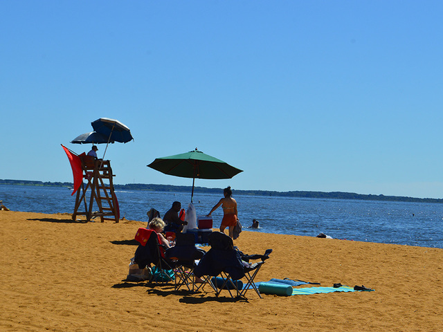 Swimming, fishing, boating and the Bay at Sandy Point State Park ...